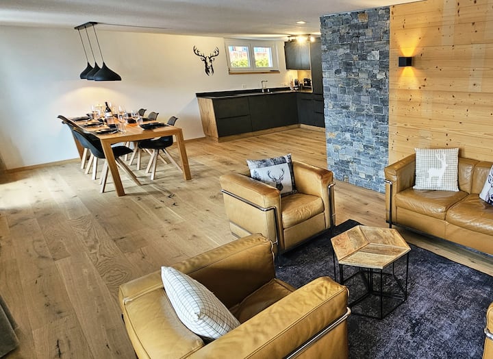 La Vie Alpine - Wunderschöne Wohnung An Top Lage - Lauterbrunnen