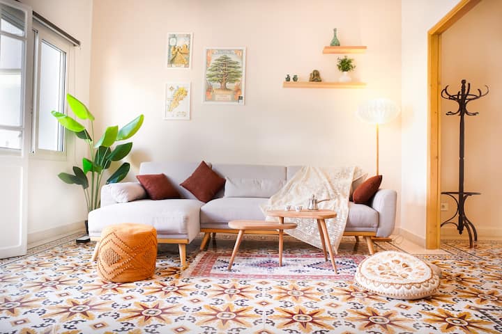 Bayt Shams - Sunny Marmikhael Home With Terrace - Beirut