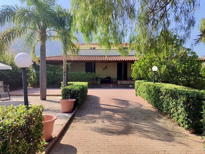Palermo Airport Country House - Cinisi