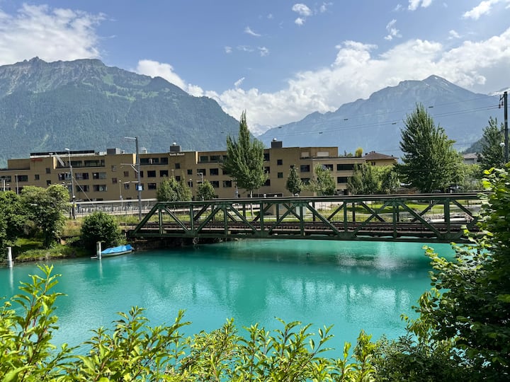 River-kissed Retreat With Iconic Jungfraujoch View - Wengen BE