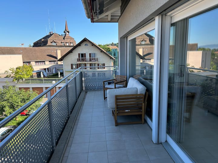 Chambre Meublée Immeuble Moderne - Morges