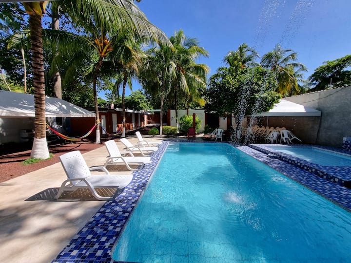 Ranch Private With 8 Beds And 5 Bathrooms. - La Libertad, España