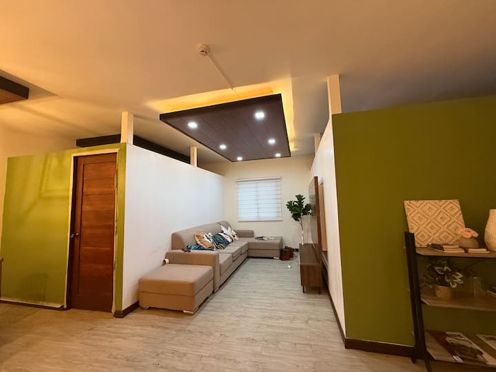 2 Bedroom Modern Apartment Amaia Steps Parkway - Calamba