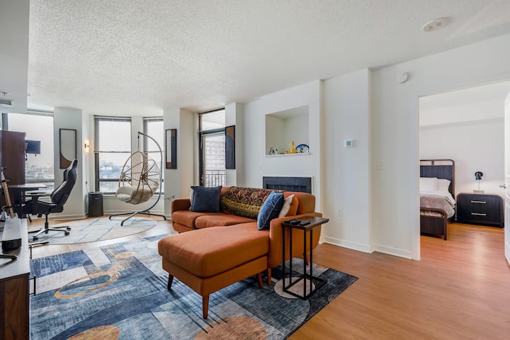 Stylish 1br W/ Rooftop Pool | Pentagon City Metro - Alexandria, VA