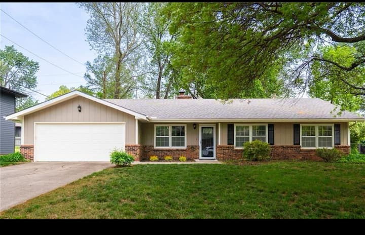 Mimi’s House - Lawrence, KS