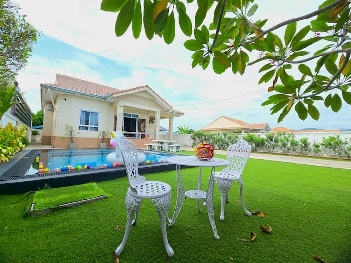 Sunshine Pool Villa Sattahip - Sattahip