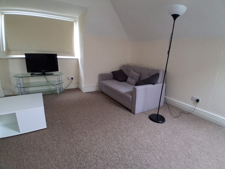 Central City 3 Bedroom Apartment With Free Parking - Southampton