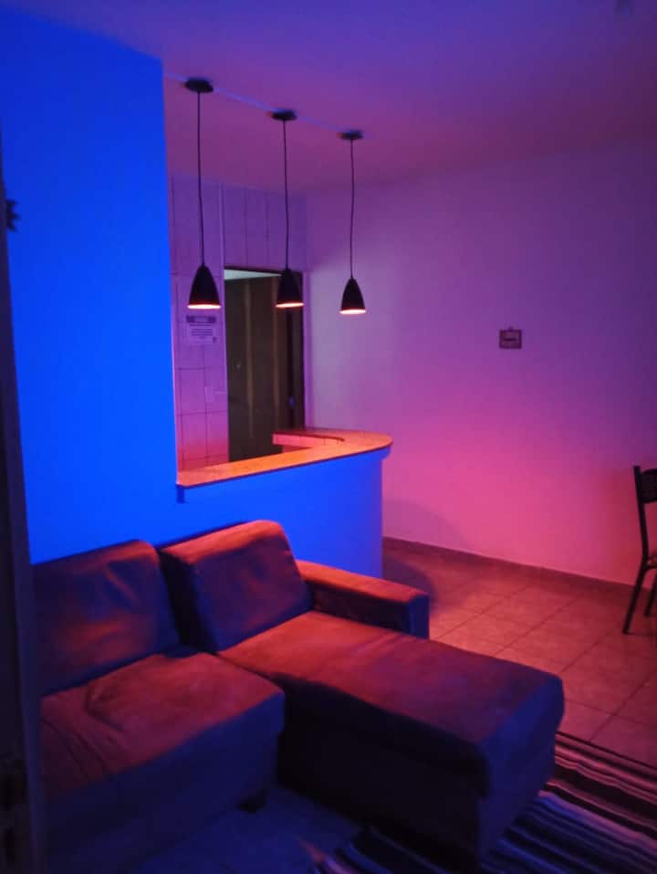 Kitnet Vovó Nice Garagem Grátis, Ap Inteiro,centro - Aparecida