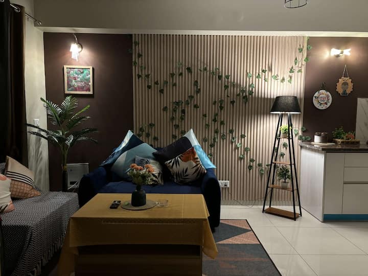Cloud 25 | Oasis Homestays - Noida