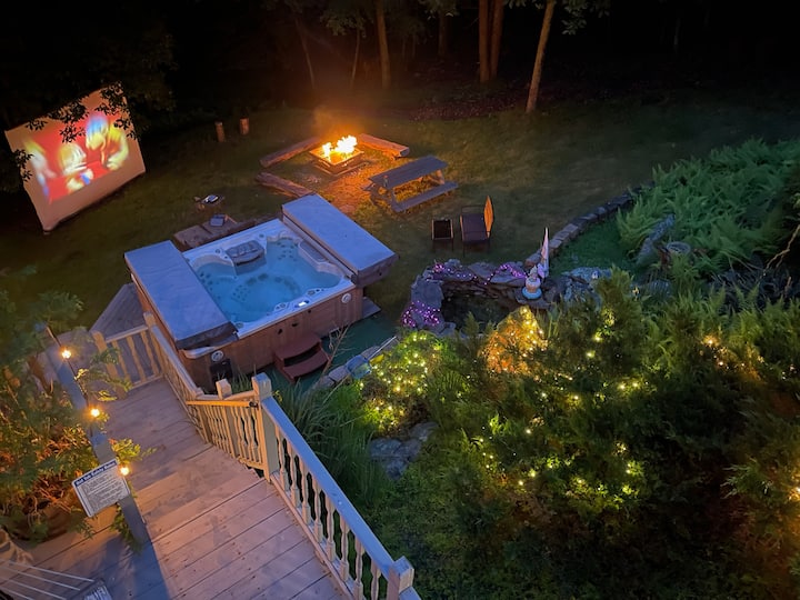 Hideaway | Hot Tub | Sunna | Lake | Kayaks | Pool - Stokes State Forest, Branchville