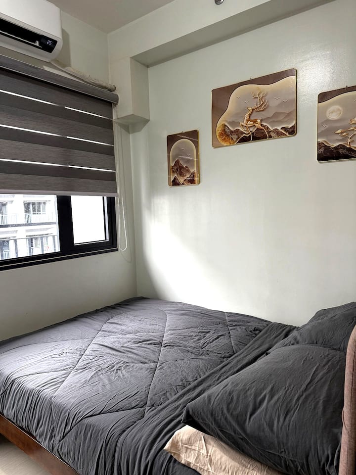 Pool View Staycation W/ Ps4 & Karaoke | Pasay Moa - Manila