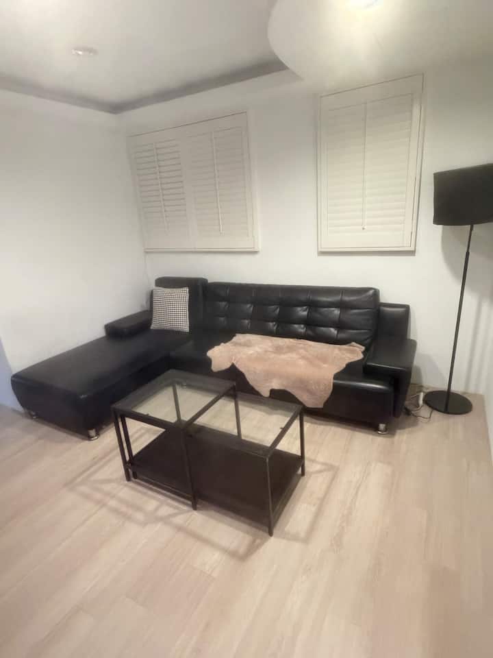 New Chic Apartment, Within One Min To Sys Mrt! - 南港區