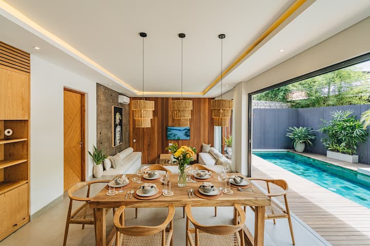 Chic 3br Villa | Pool & Prime Canggu Location - Canggu