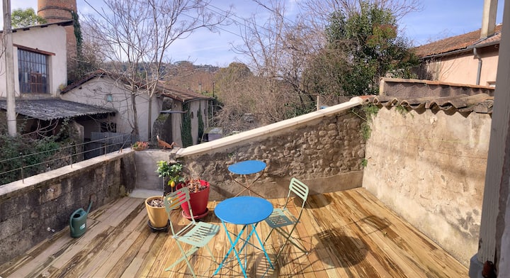 Joli Appartement Avec Terrasse Proche Centre Ville - Aubenas