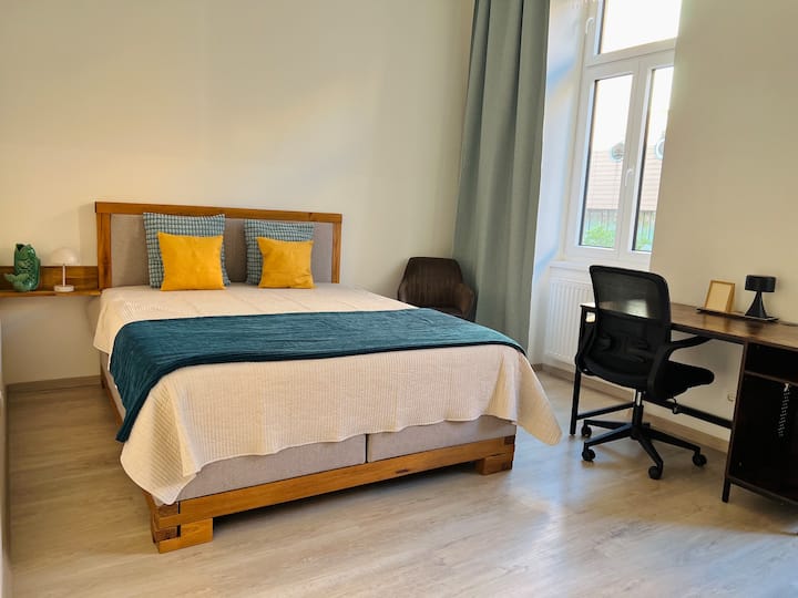 Servus Homes - Metro Stadthalle - Vienna Calling - Viena