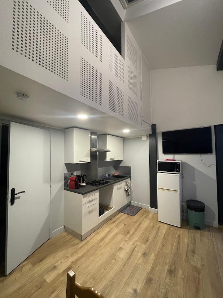 Charmant Logement - Proche Arena - Bordeaux