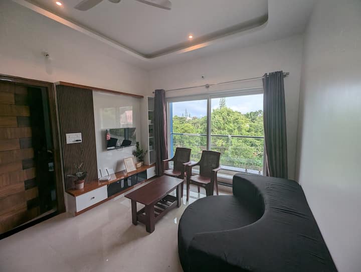 Elite Homestay 3 With Balcony - Chikmagalur