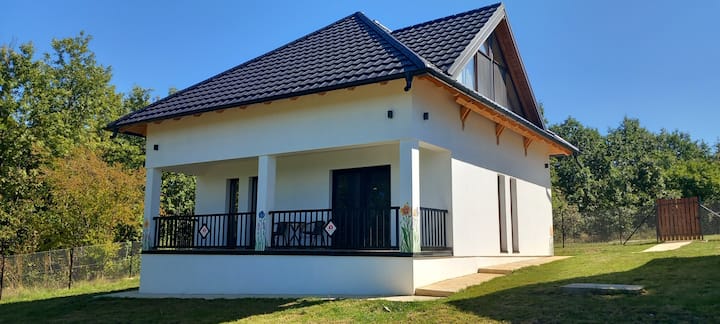 The "Fawn" House By The Family Fun Park White Deer - Užice