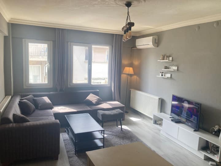 Bornova Merkez Küçükpark Da - Bornova