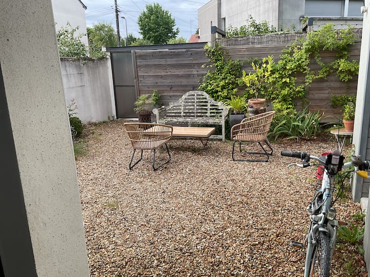 Ancien Atelier à 15minutes Du Centre Ville à Pieds - Tours