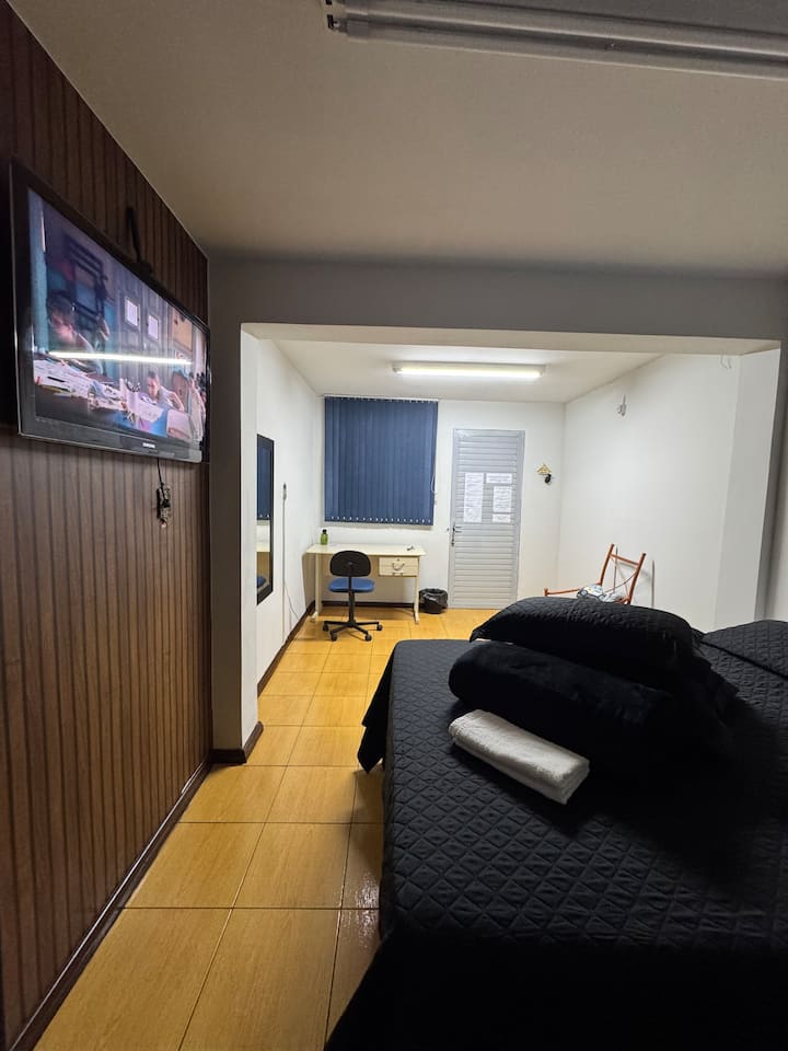 Studio Civil 02 Completa E Confortável - Guarapuava