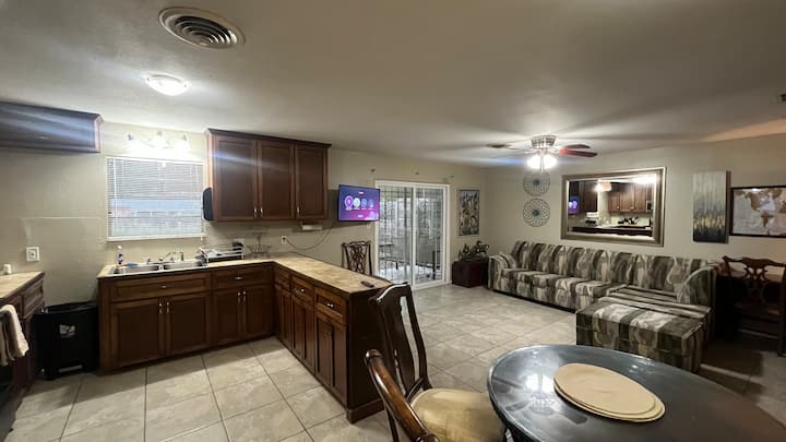 House With Giant Yard Nice Private Patio - McAllen, TX