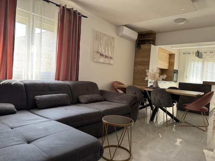 House Biograd - Murter