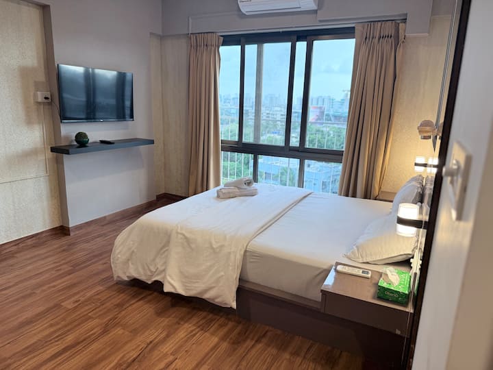 Coastal Chic @10min Airport - Mumbai