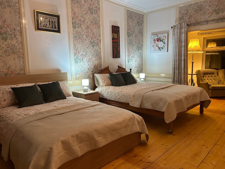 Twin Room - Kildare
