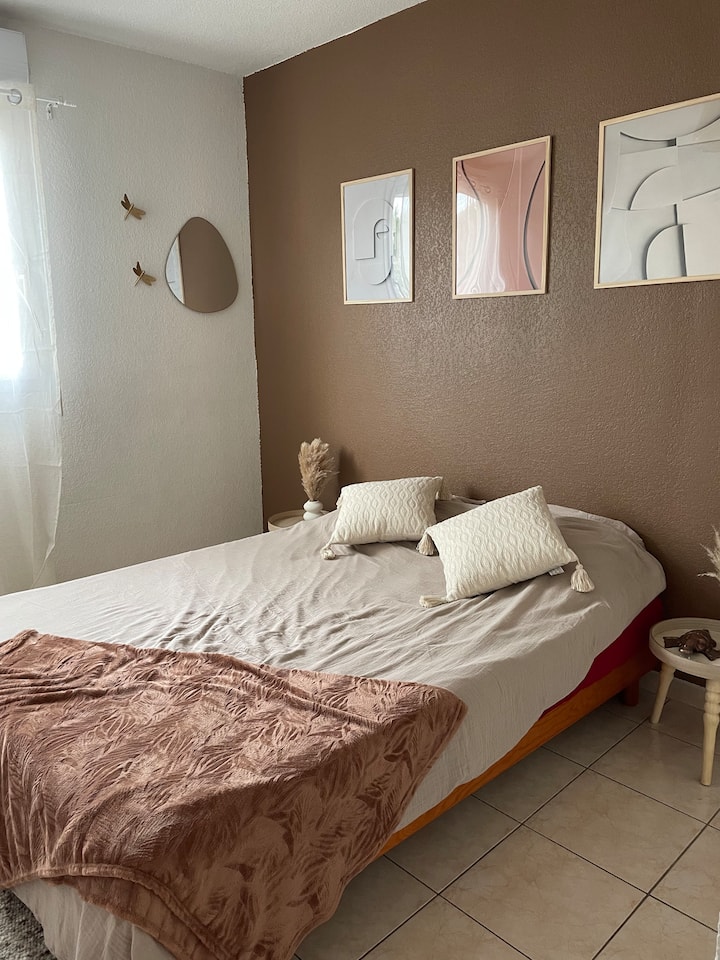 Chambre à Louer Deux Personnes - Béziers