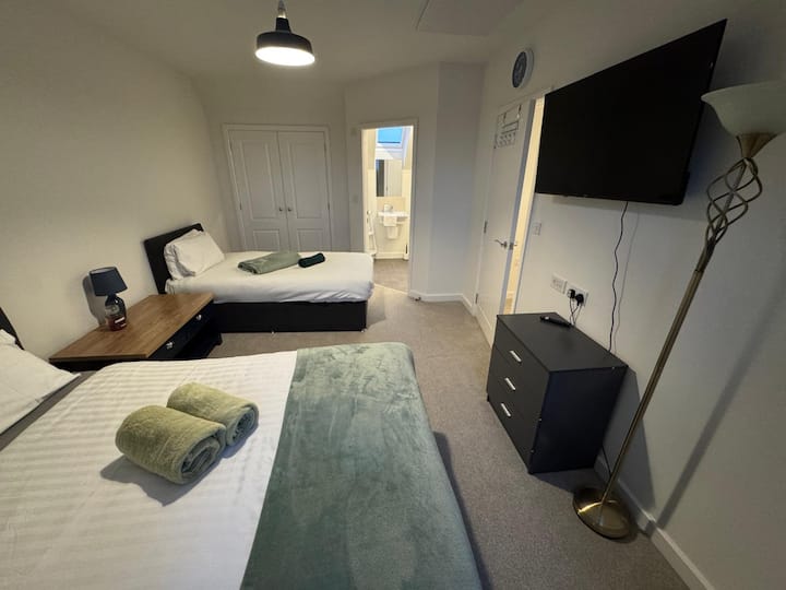 3bed House In Warrington With Ev Charger & Garden! - Warrington, United Kingdom