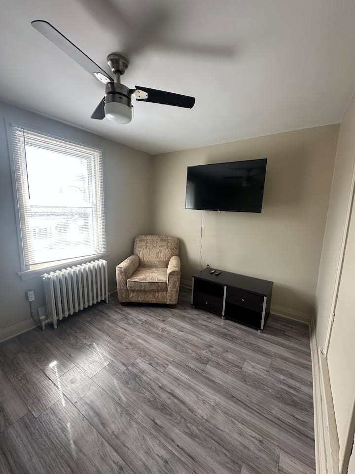 1 Br Apt Near Casino Olg - Niagara Falls