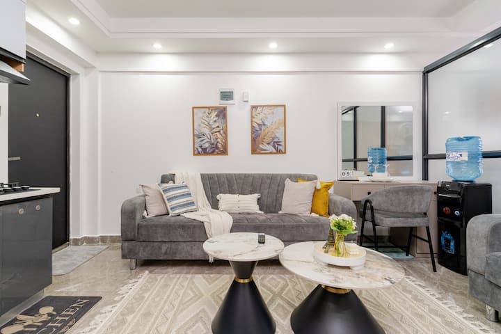 Cozy Modern 1br With Gym,garden,kilimani,yaya - Nairobi