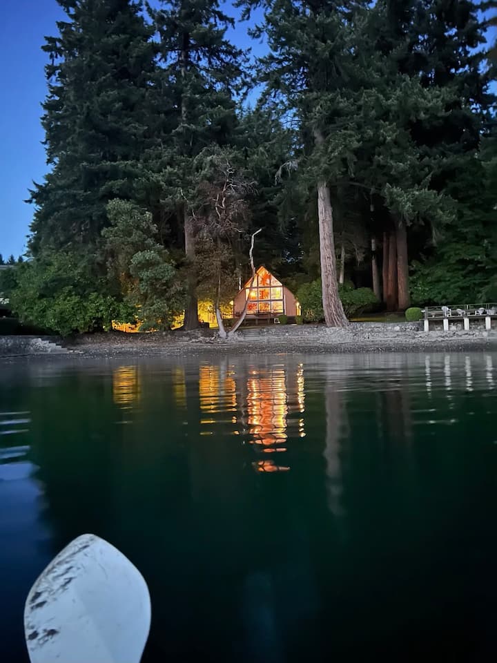 Stunning Waterfront Gig Harbor! - Gig Harbor, WA