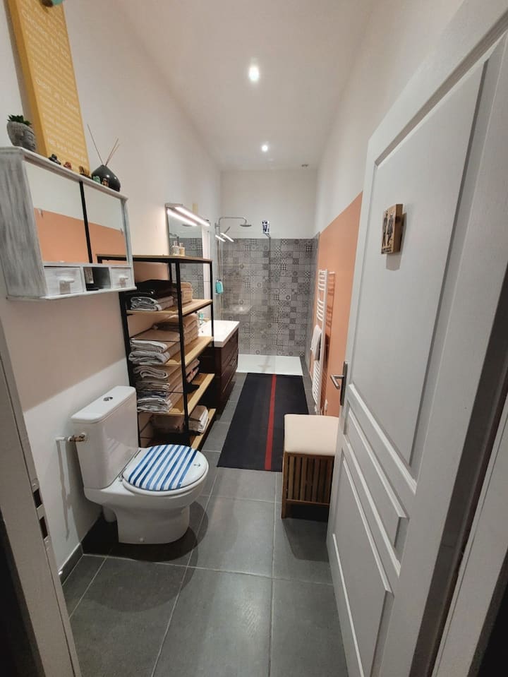 L'appartement !
Lms Radio
Avignon à Cœur. - Avignon