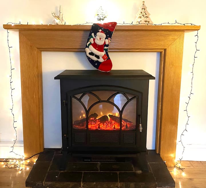 Cosy Christmas Retreat - Kitchen/lounge, A45/m1/6 - Rugby