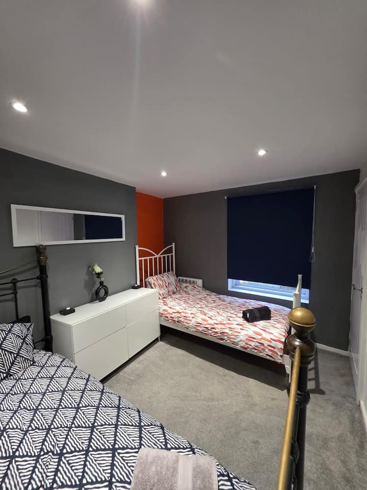 Gardenflat|4beds|sleeps5|freeparking - Folkestone