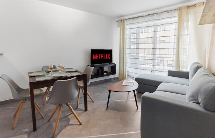Le Grimaldi - Spacieux - Clim - Wifi - Hypercentre - Cagnes-sur-Mer