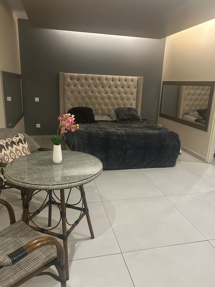 Chambre D’hôtes Romantique Avec Jacuzzi - Carry-le-Rouet