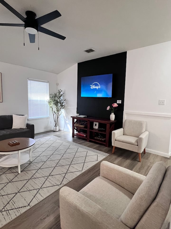 Air Force Graduation Home – 5 Mins From Base - Palo Alto - San Antonio