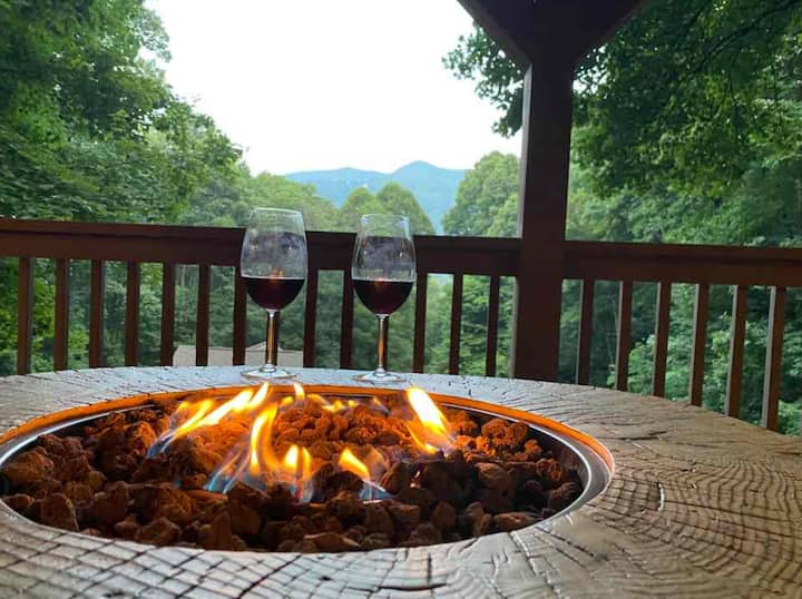 Lionheart Cabin-majestic Mountain Escape,game Room - Maggie Valley, NC