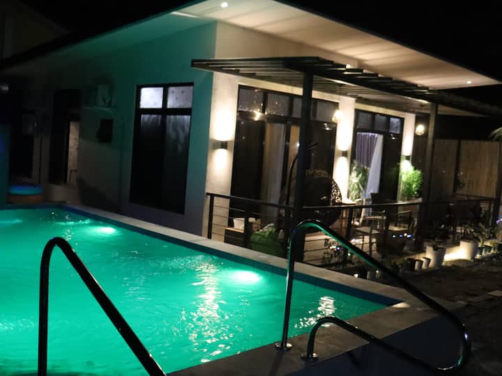 Casarosalina Private Resort - Malolos