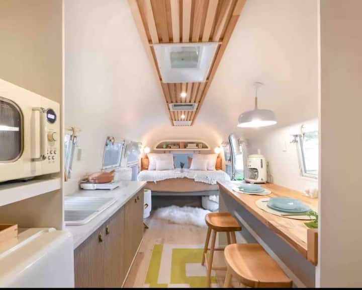 Airstream Sylvie Tiny House/pool & Hot Tub - Charleston, SC