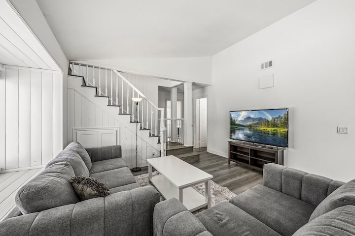 Elegant 4br Chino Hills Retreat | Pets Ok M#42429 - Chino Hills, CA