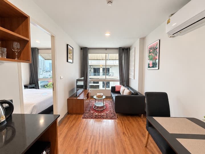 1-bed Apt In Ekamai-thonglor | 15 Mins To Emsphere - Bangkok
