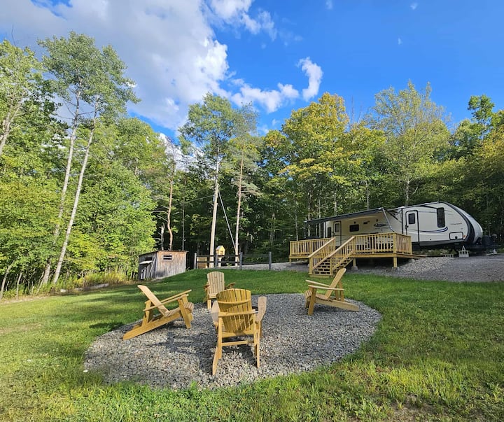 Hilltop Hideaway - 뉴욕