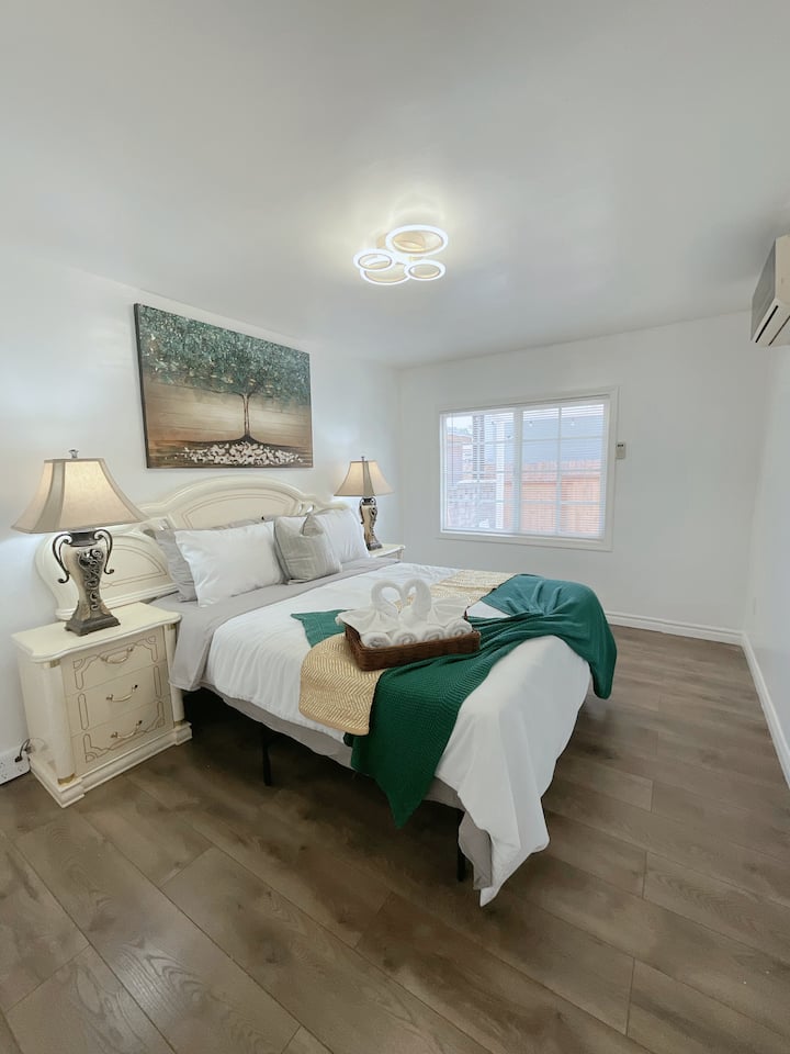 Private 2br Unit 1 In Triplex Home /Caltech/pcc - Pasadena, CA