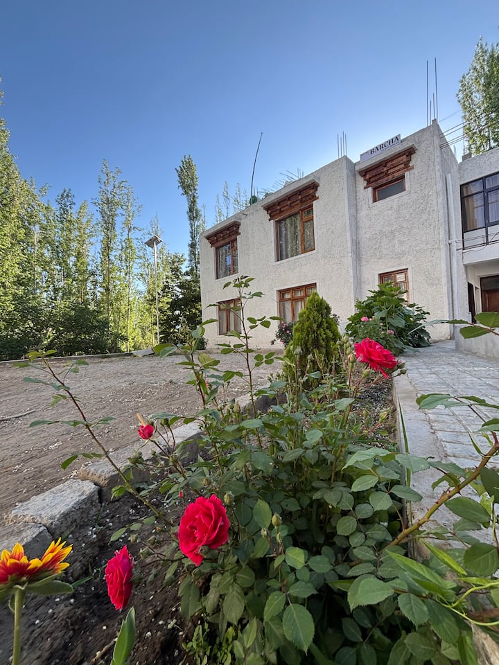 2bhk Flat In Leh -Garden Orchad Slow Living - 列城