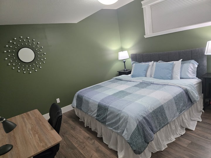 Mirabel's Place - Fort McMurray