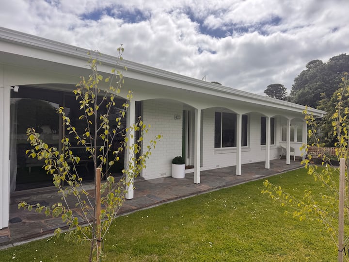 House In The Heart Of Port Fairy - Port Fairy